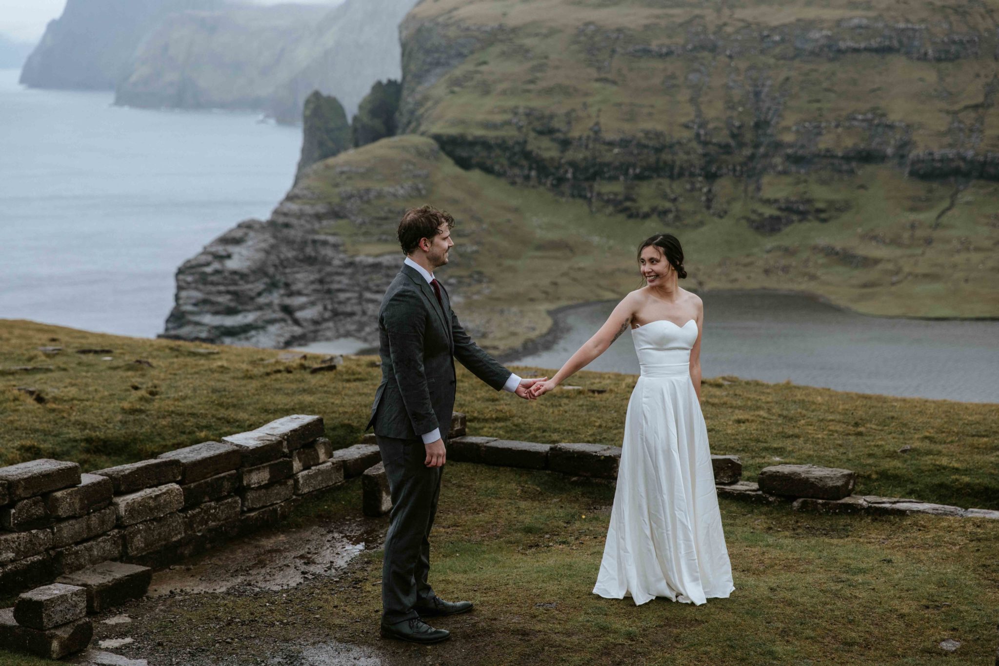 Faroe Islands Elopement Photos - mariaharianna.com